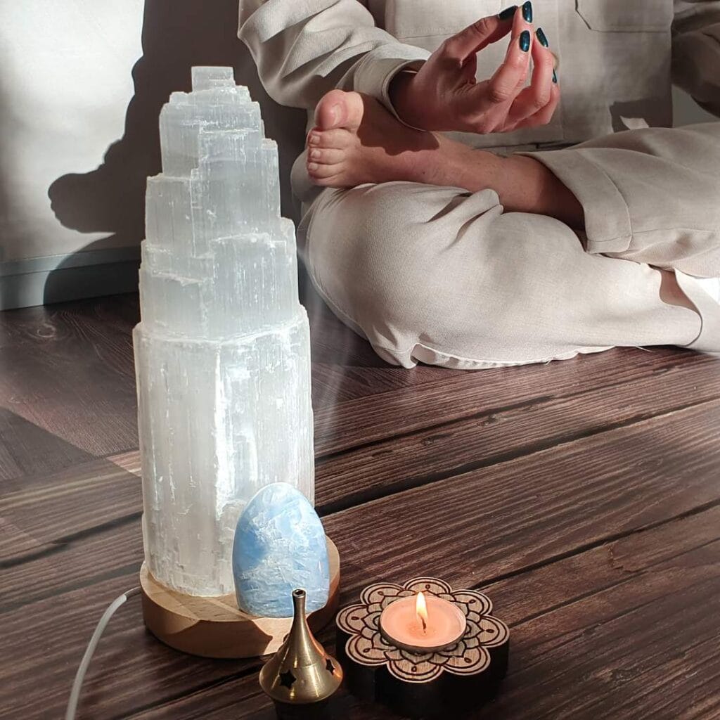Selenita: propiedades físicas y holísticas